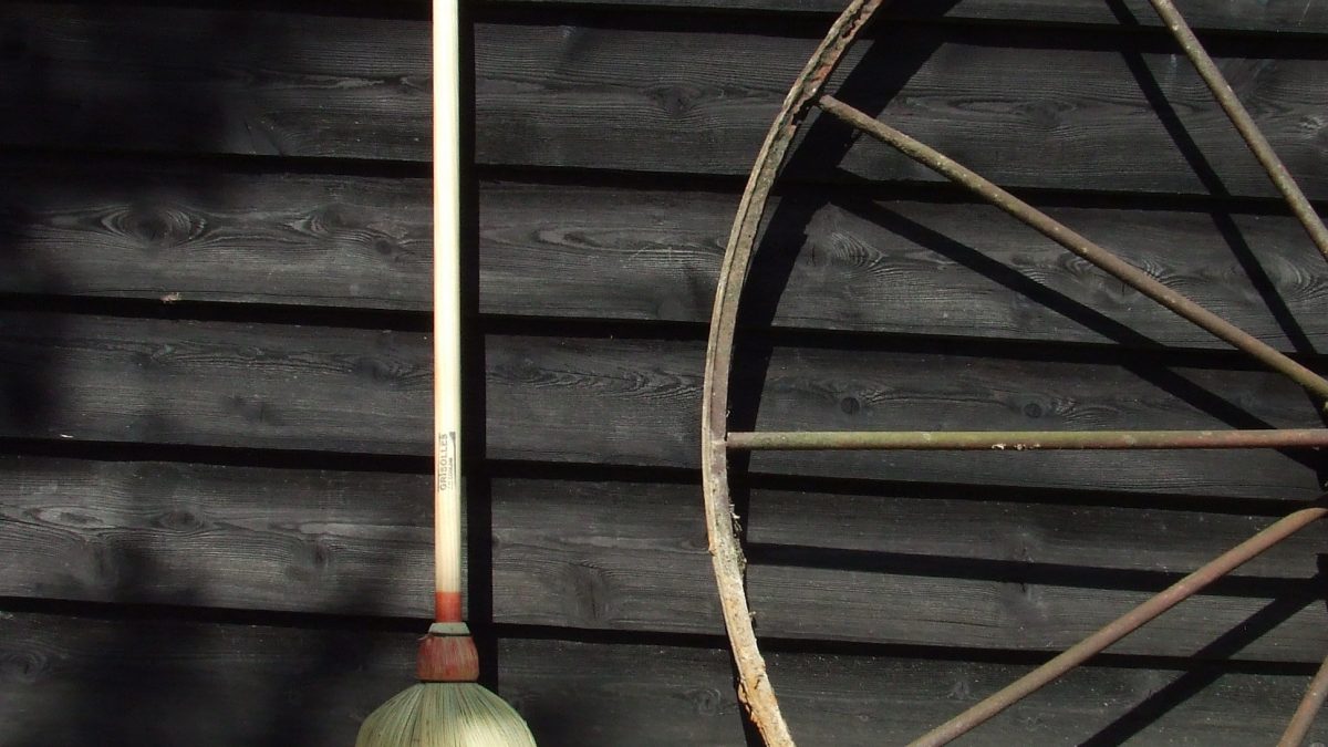 Le "5 fils rouges" - Le véritable balais de Grisolles